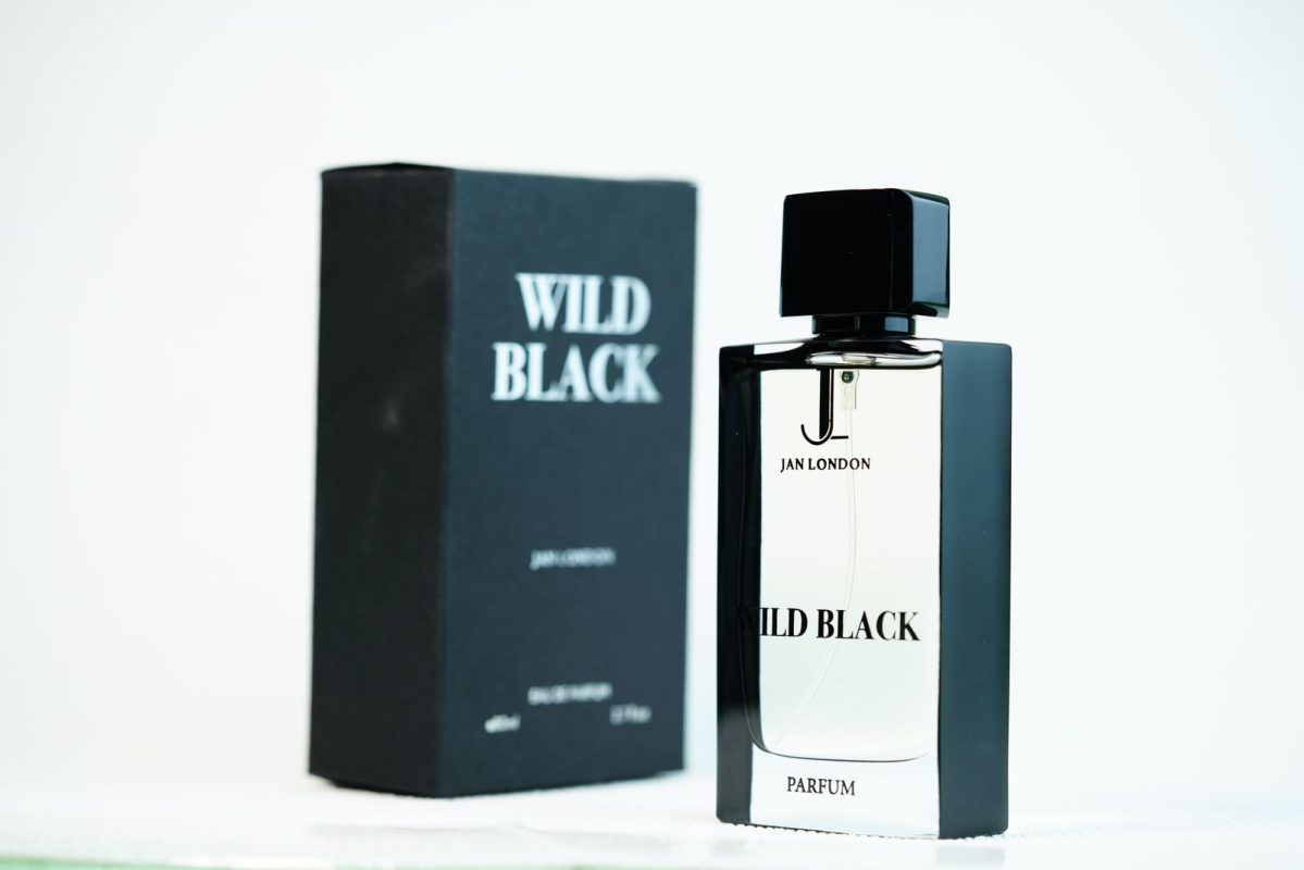 Wild Black by Jan London - Zoja